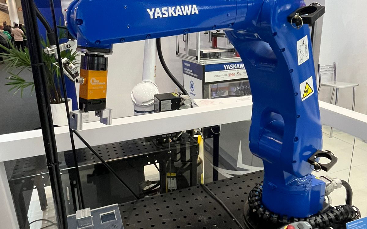 Yaskawa Motoman lança na Fispal 2025 o robô inteligente Next 10 – Clube ...